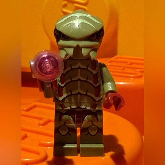 Lego | Toys | Lego Space Alien Buggoid Minifigure | Poshmark